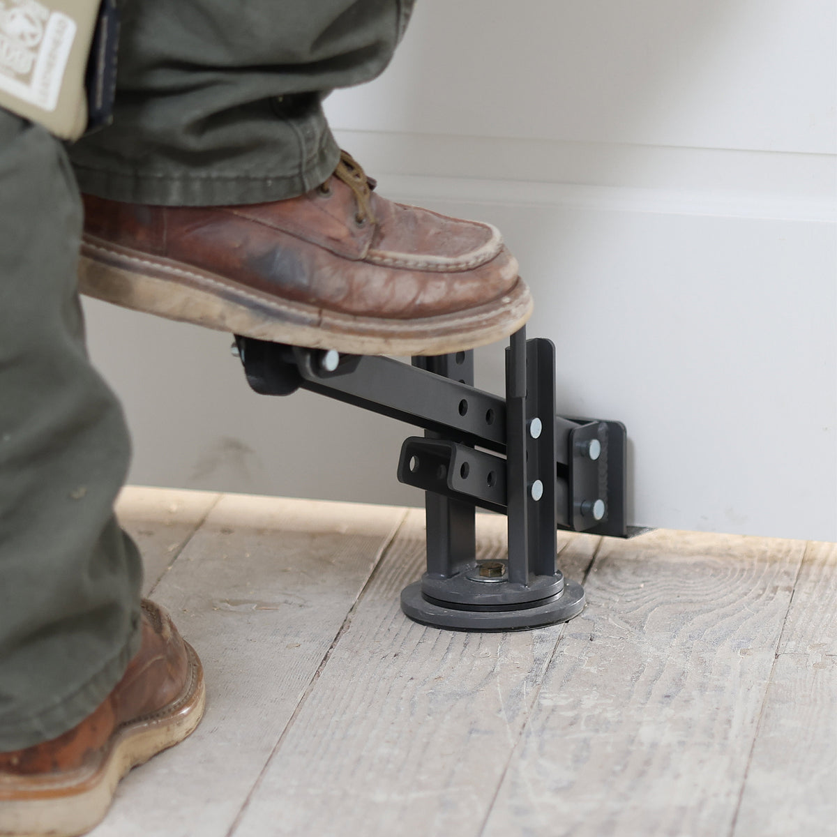 Effortlessly Install Big Doors with the Door Lifter Tool — Men of All ...